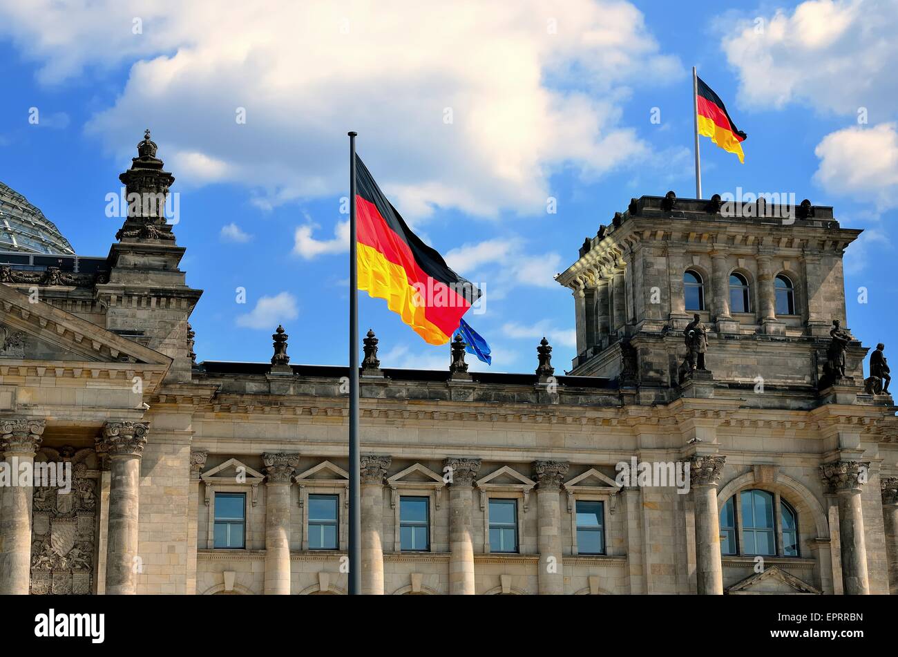 Germany berlin the reichstag seat of the german parliament hi-res stock ...