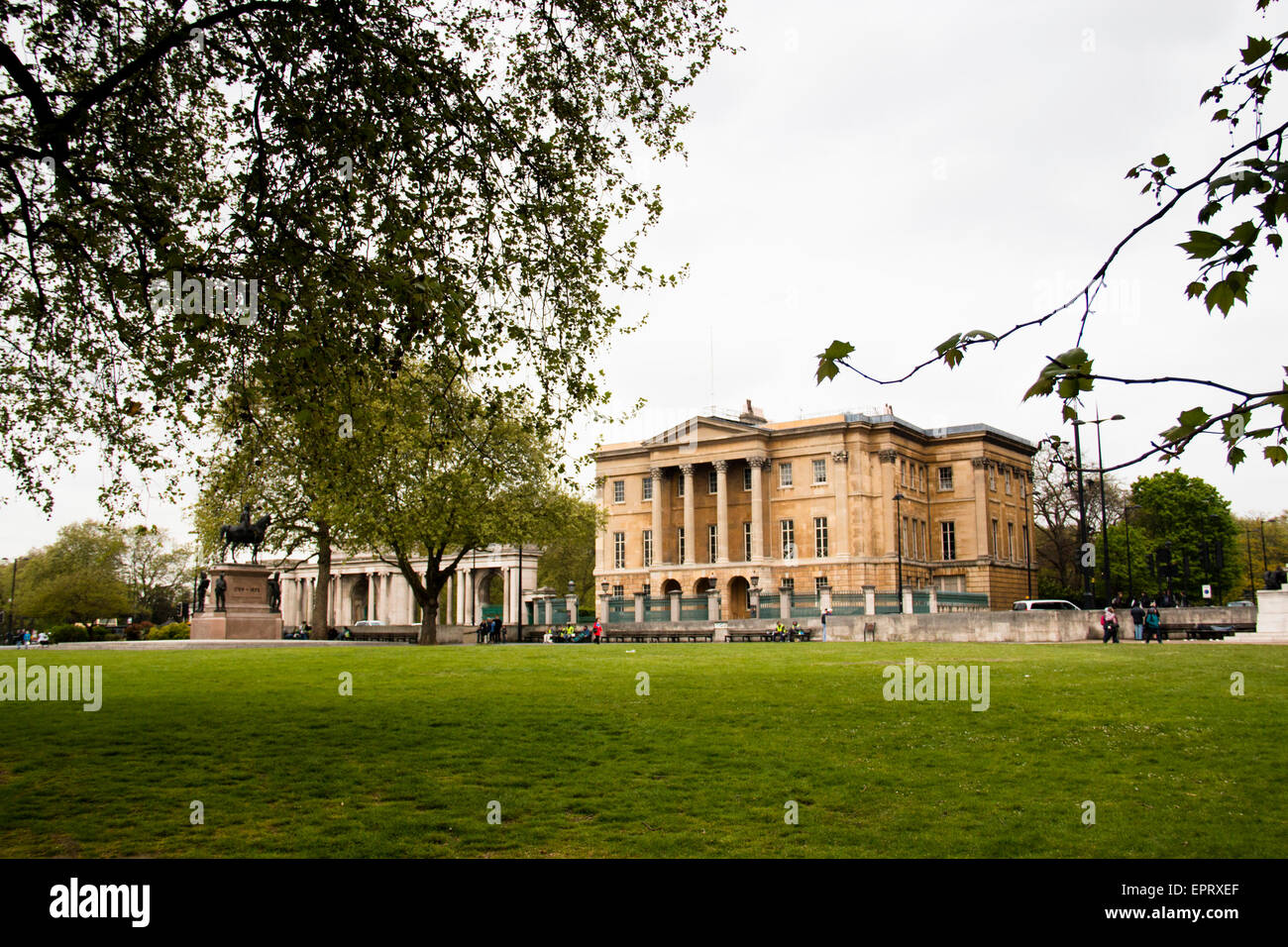 Buckingham Town Centre Stock Photos & Buckingham Town Centre Stock ...