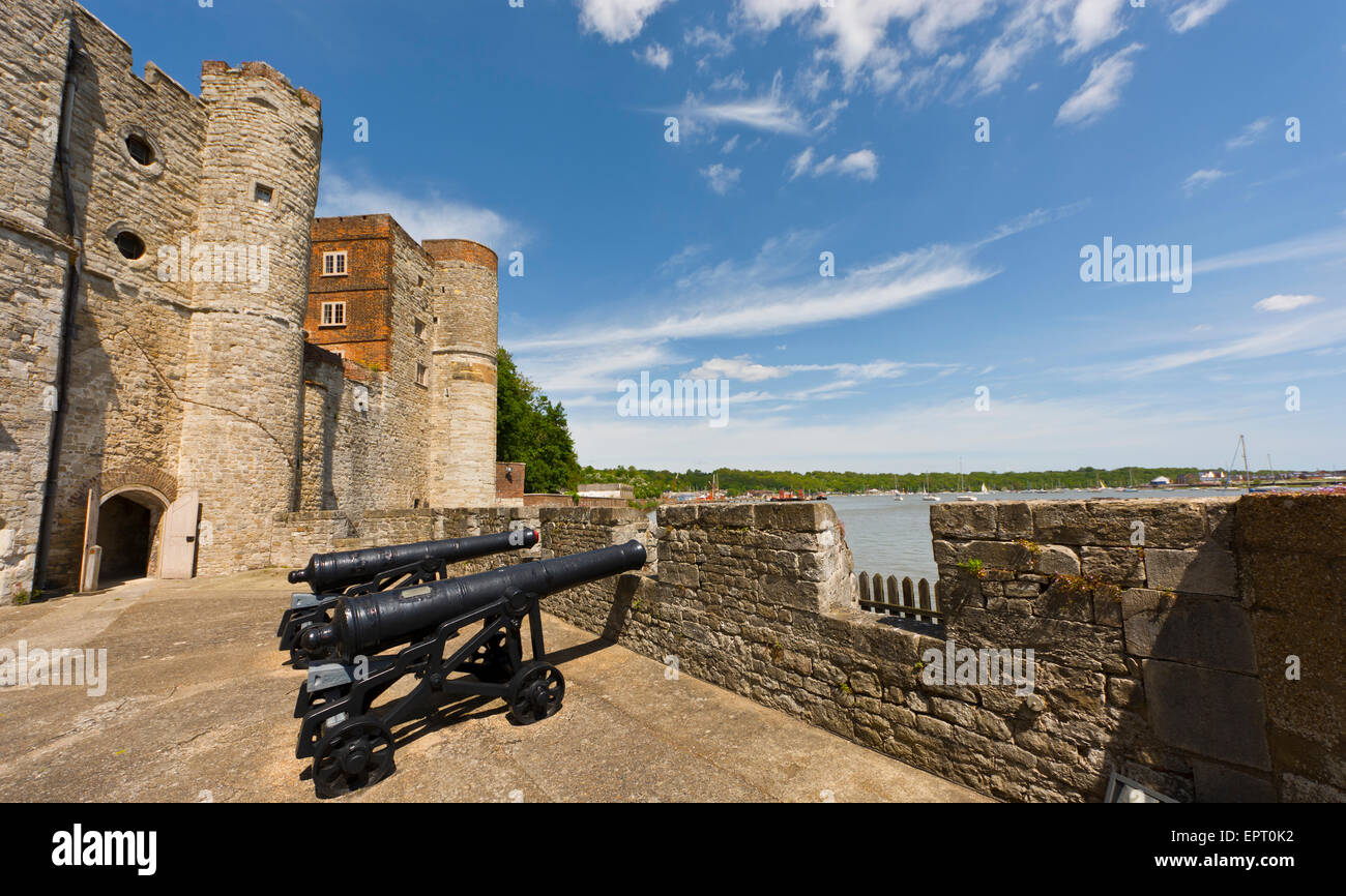 Upnor castle kent hi-res stock photography and images - Alamy