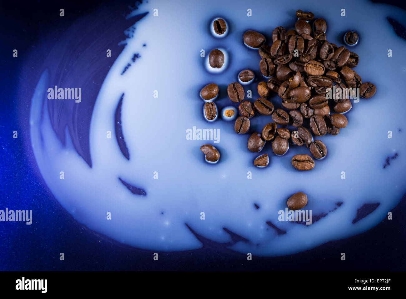 Soaking beans hi-res stock photography and images - Alamy