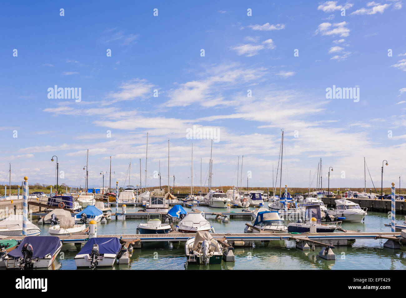 Small group of boats hi-res stock photography and images - Alamy