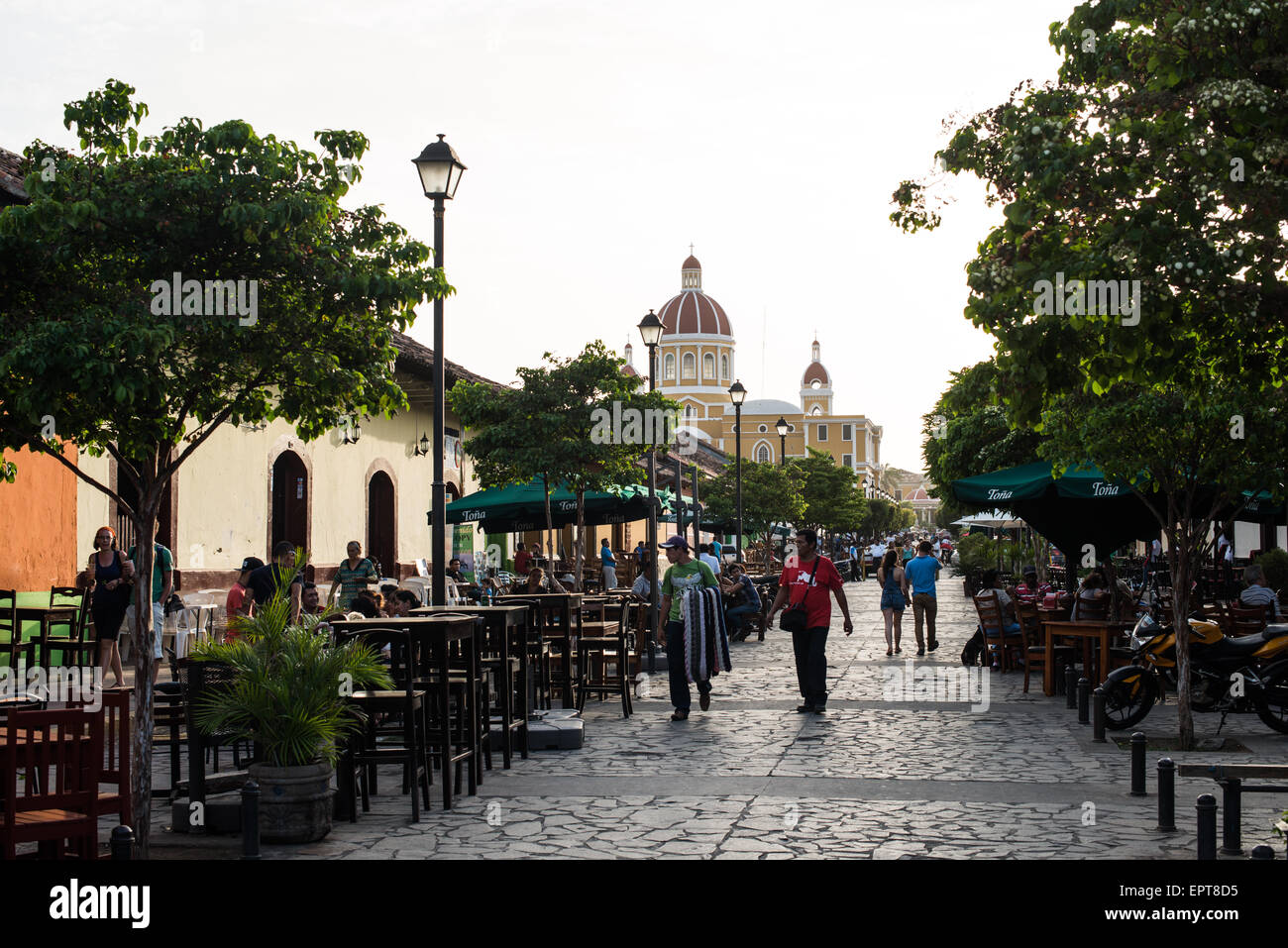 Calle la calzada granada nicaragua hi-res stock photography and images ...