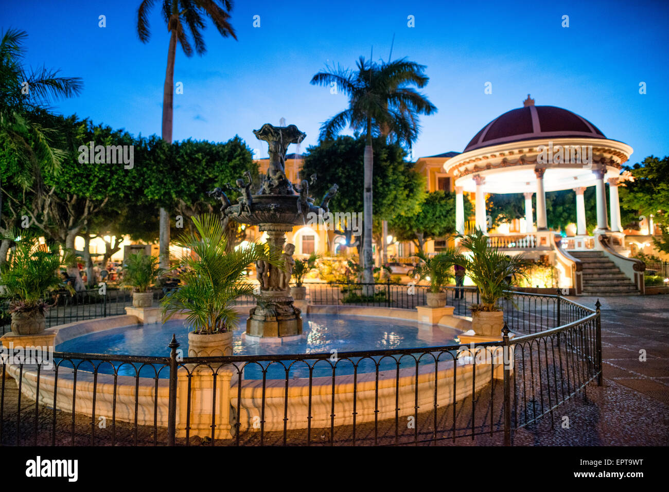 Granada park hi-res stock photography and images - Alamy