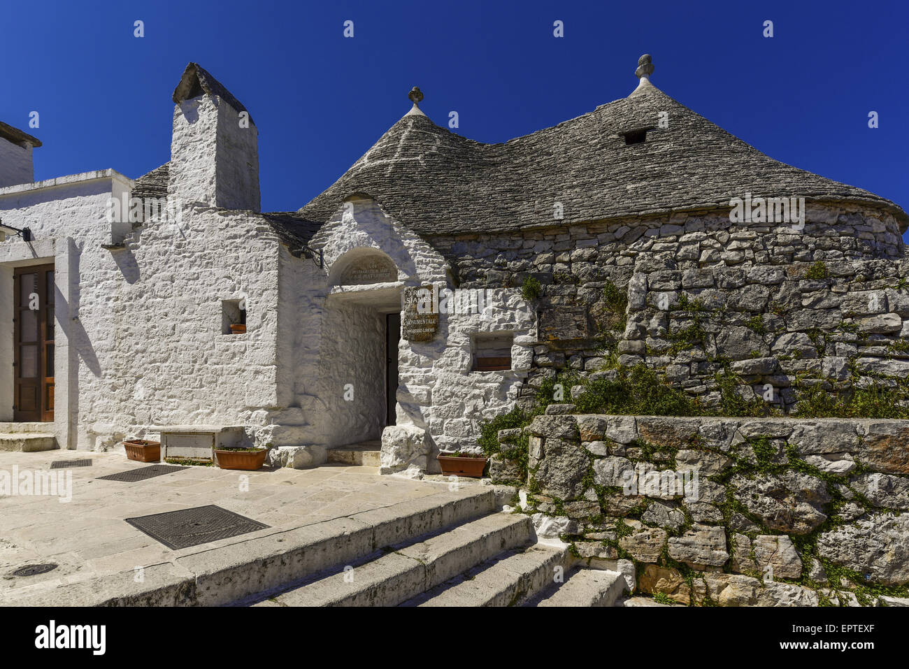 Trullo Siamese, Trulli, Alberobello, Apulia, Italy, UNESCO World ...