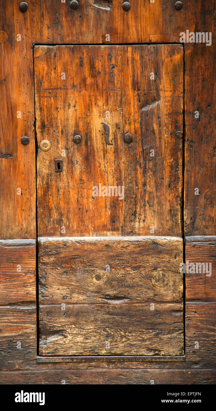 Old door from Bari, Italy Stock Photo - Alamy