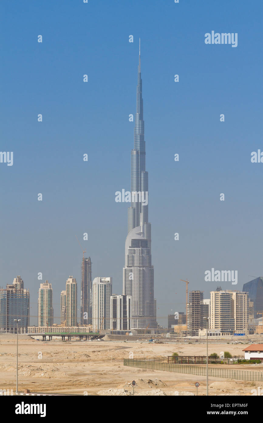Burj Khalifa skyscraper seen from across the desert, Dubai, United Arab ...