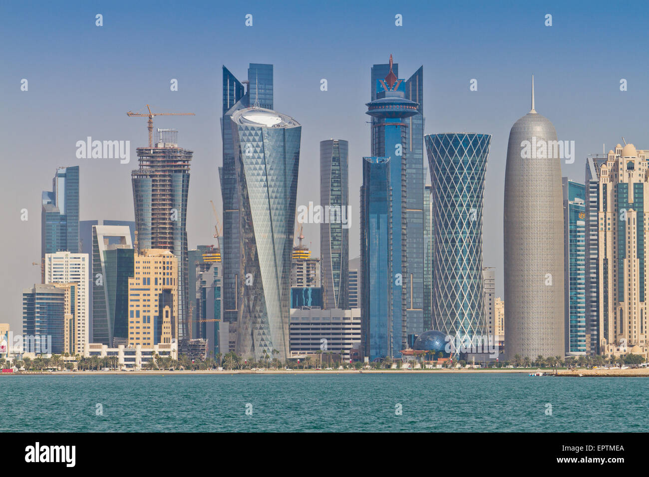 Doha skyscrapers - Al Bidda Tower, World Trade Centre, Tornado Tower ...