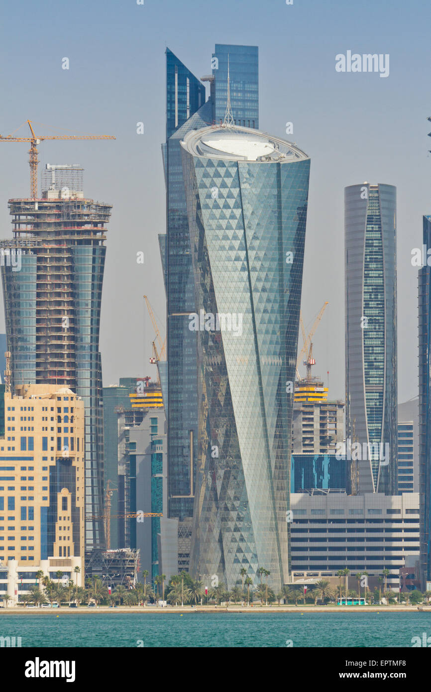 Al Bidda Tower, Qatar - Doha skyscraper Stock Photo - Alamy