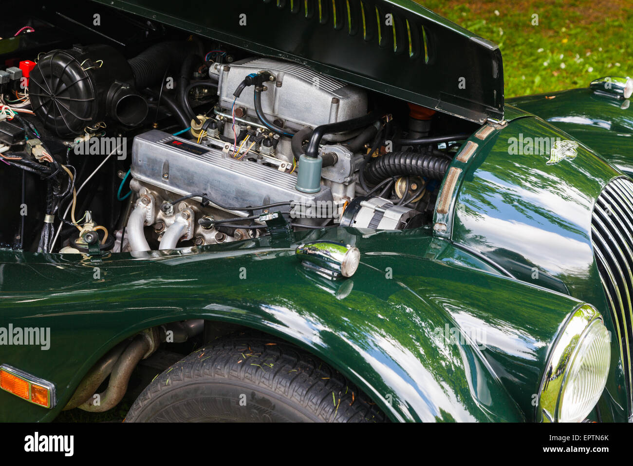 Bonnet vents hi-res stock photography and images - Alamy