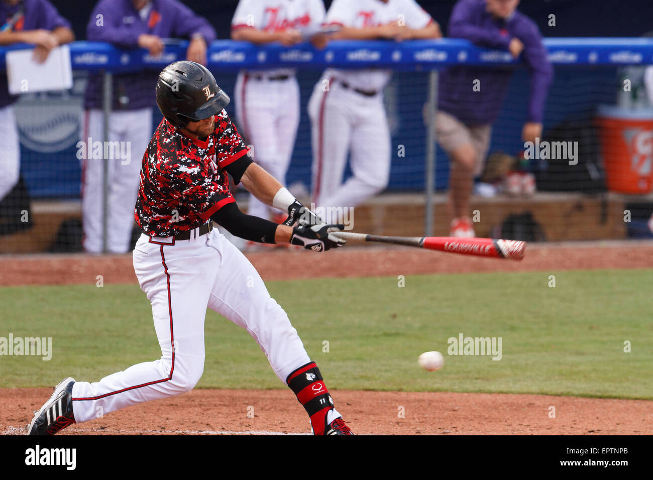 infielder Zach Lucas (11) of the Louisville Cardinals gets ahead of ...