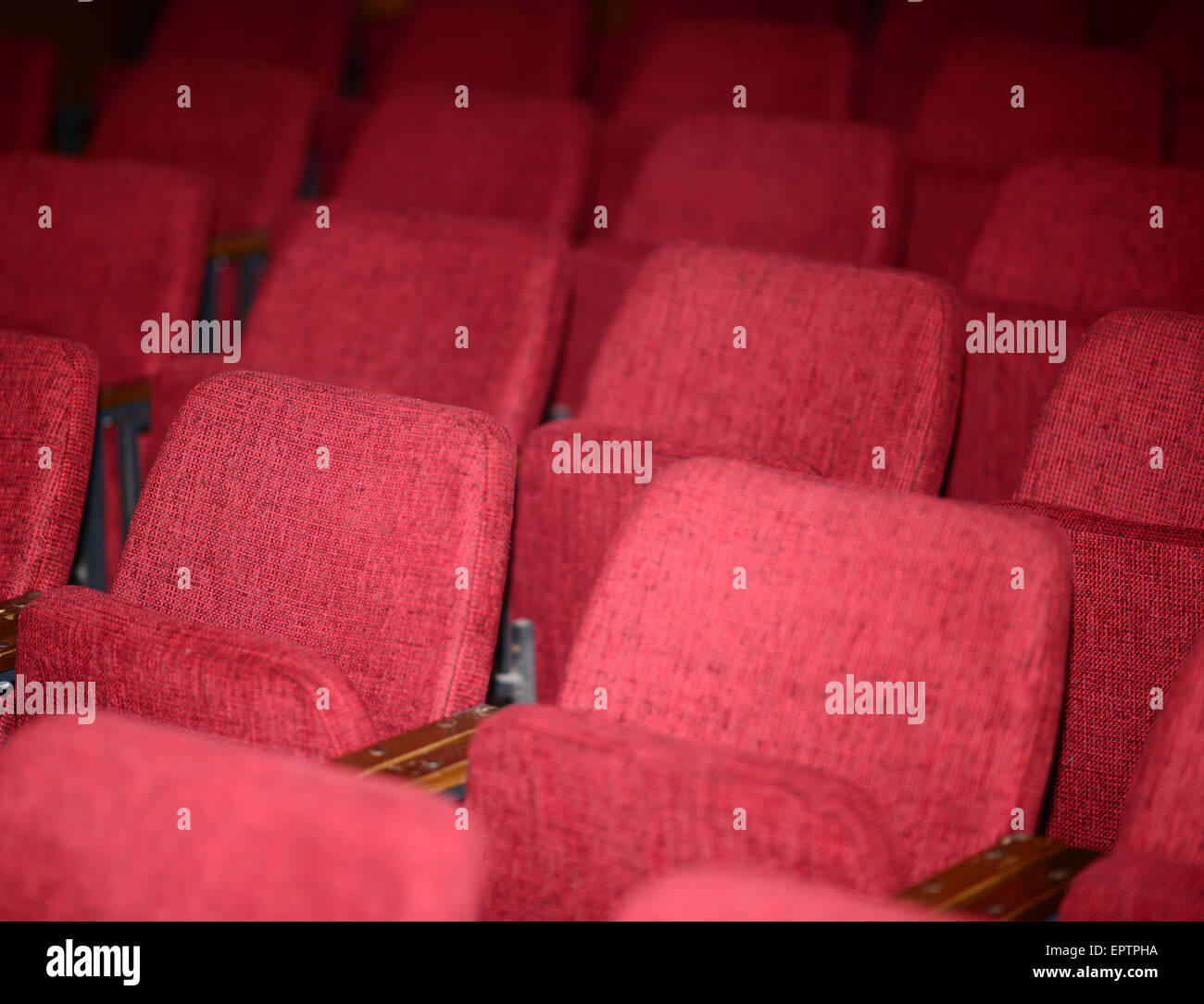 Empty broadway stage hi-res stock photography and images - Alamy