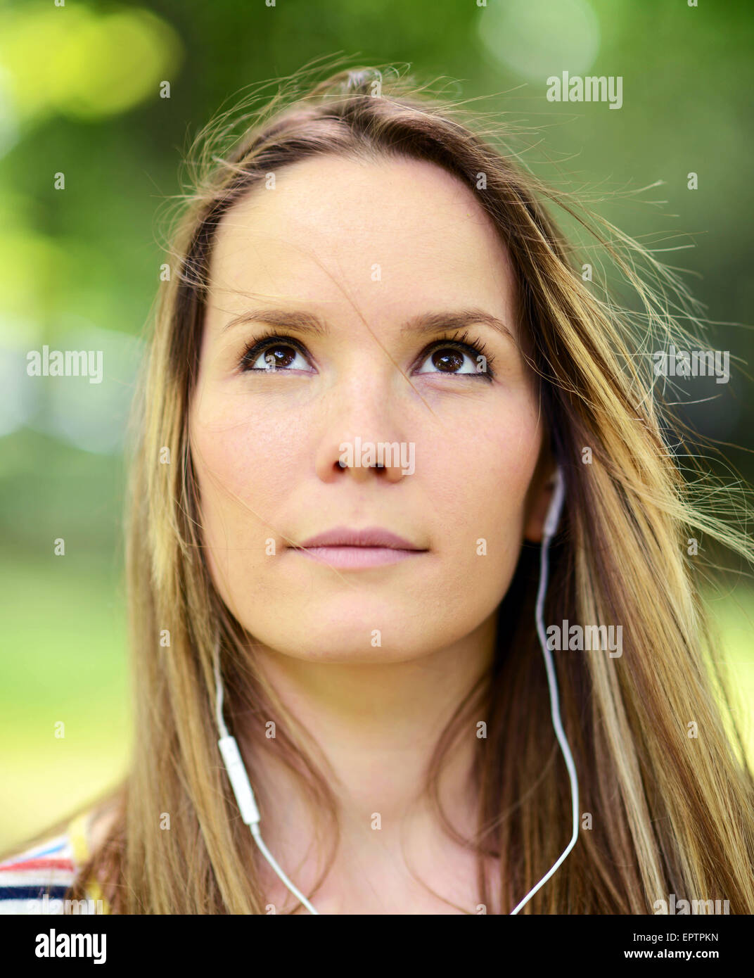 Listen Outside High Resolution Stock Photography and Images - Alamy