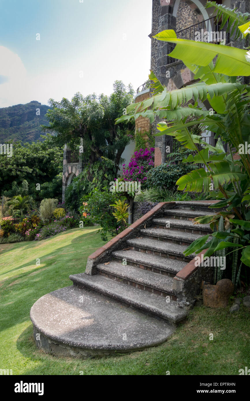 Floating staircase hi-res stock photography and images - Alamy