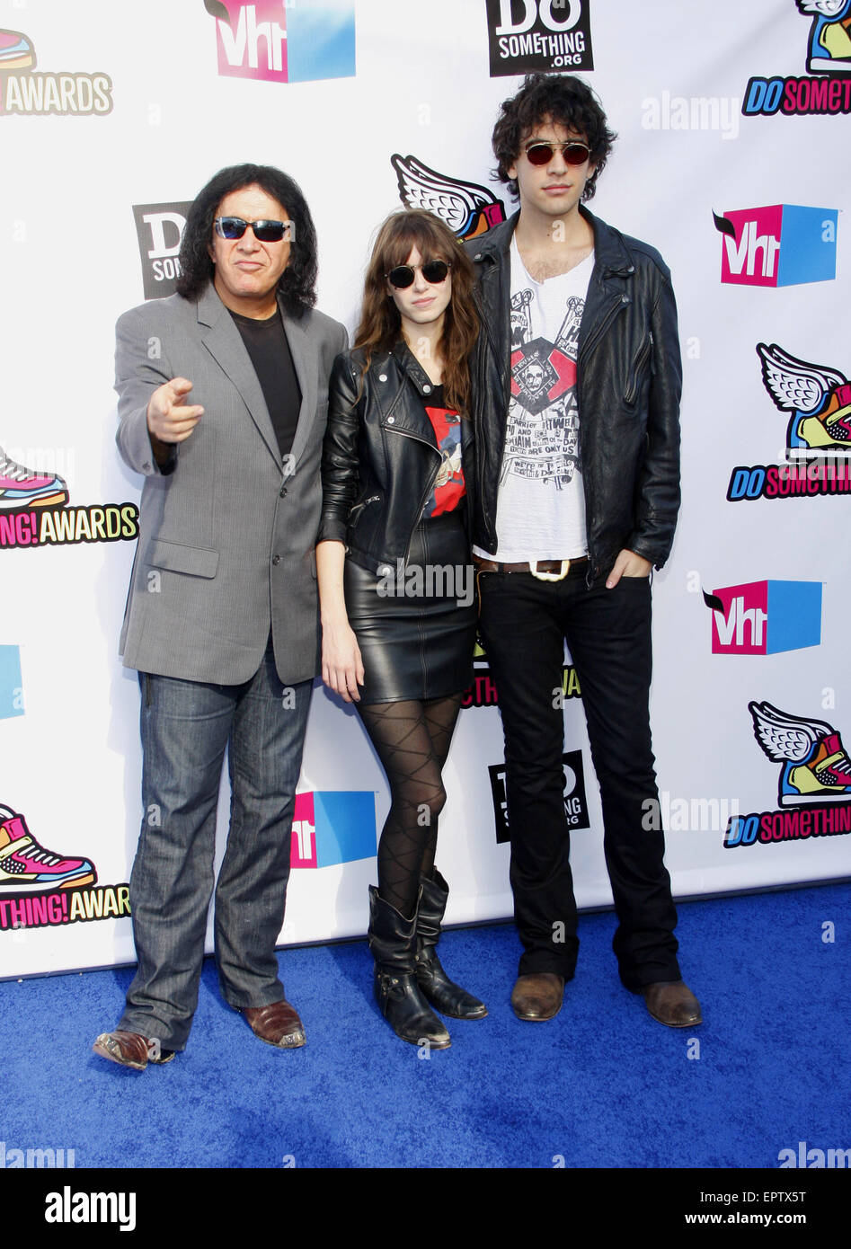Gene Simmons, Alex Esso and Nick Simmons Stock Photo - Alamy