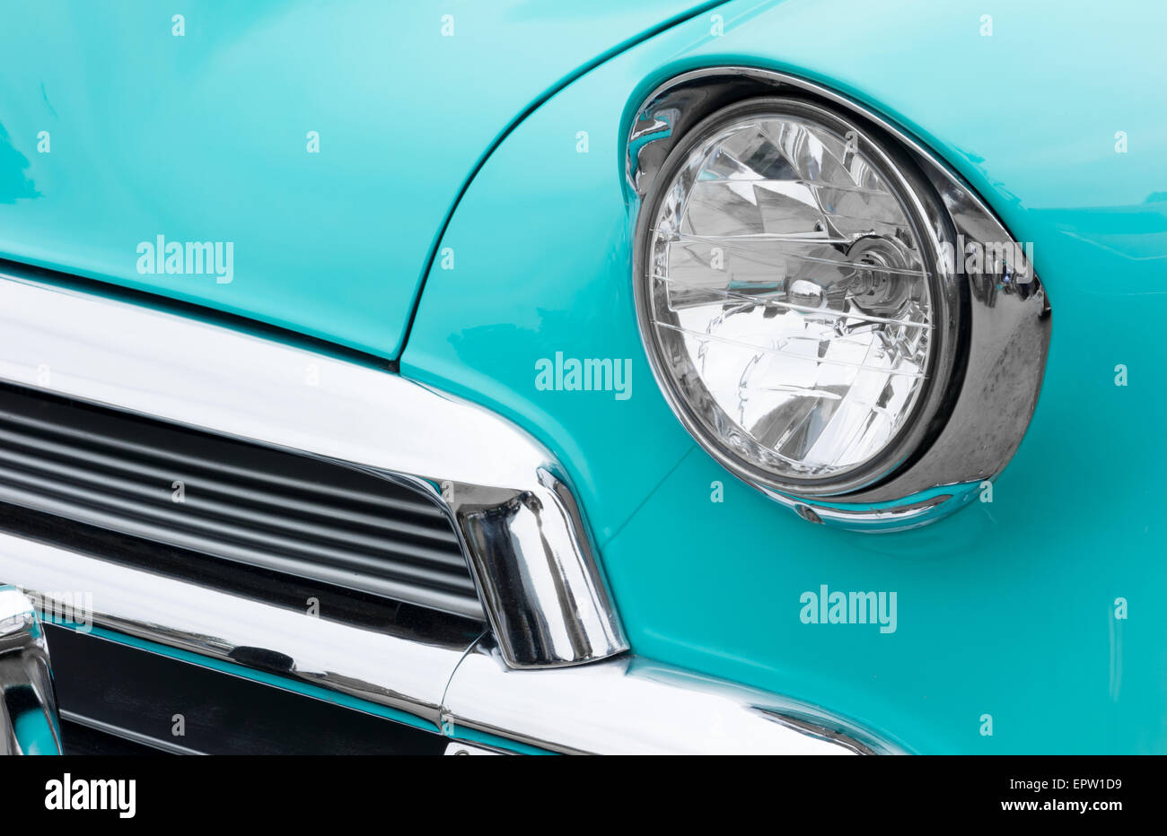 Light blue vintage cars hi-res stock photography and images - Alamy