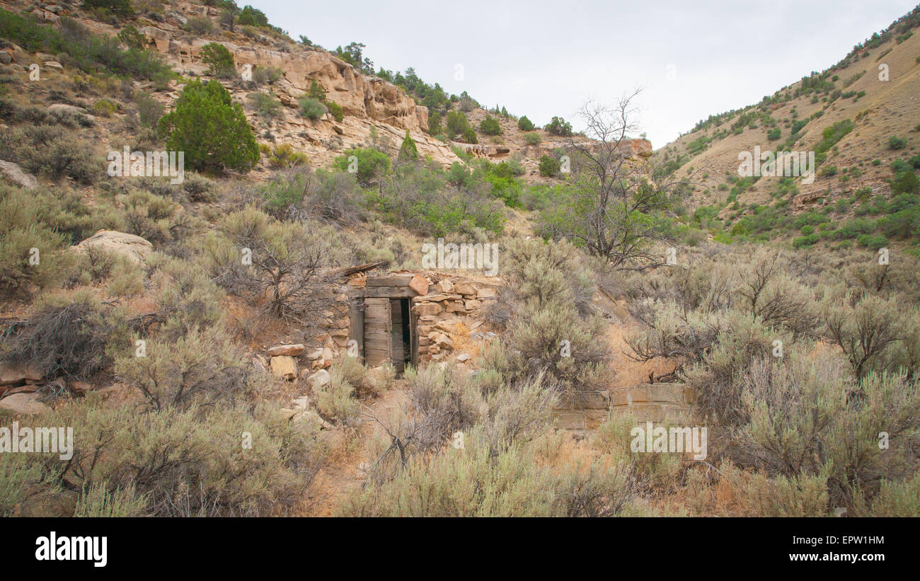 Stone remains of old homestead built by Mormon settlers in Utah ...