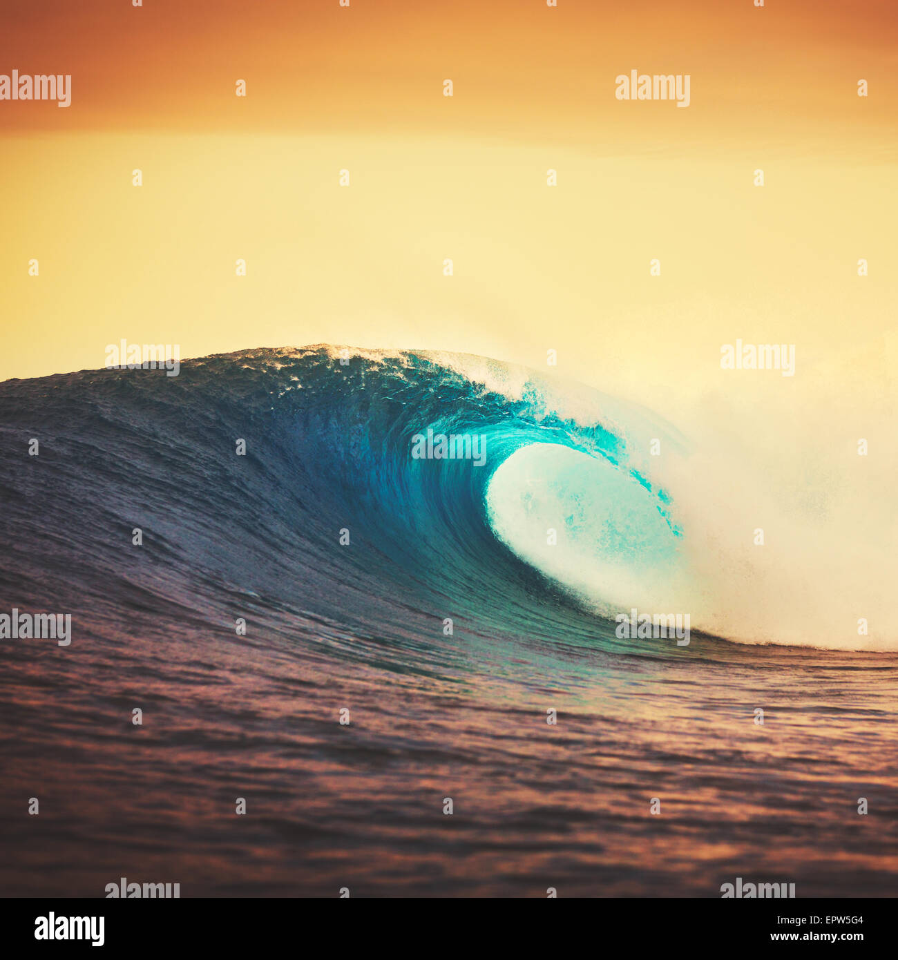 Amazing Ocean Wave Breaking at Sunset, Epic Surf Stock Photo - Alamy