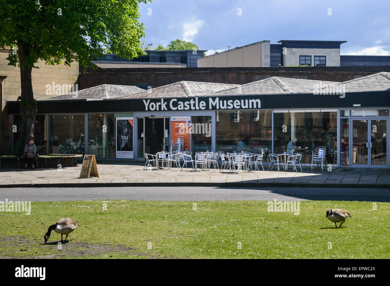 York castle museum hi-res stock photography and images - Alamy