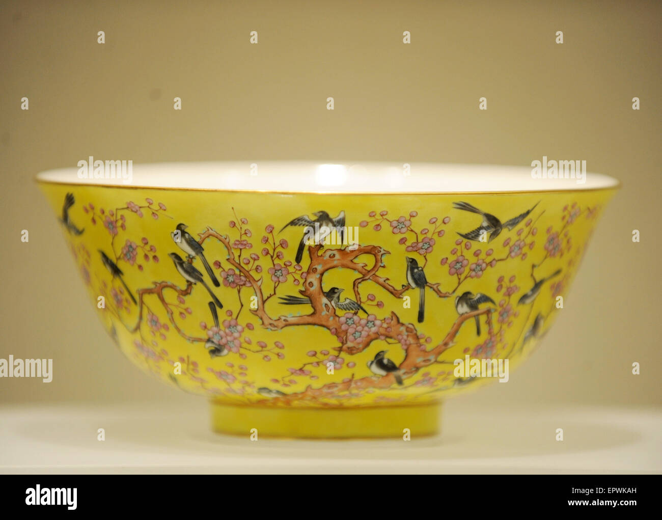 Chinawares hi-res stock photography and images - Alamy