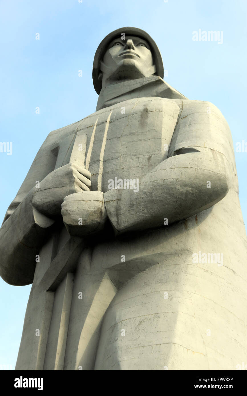 Alyosha Monument to the Defenders of the Soviet Arctic During the Great ...