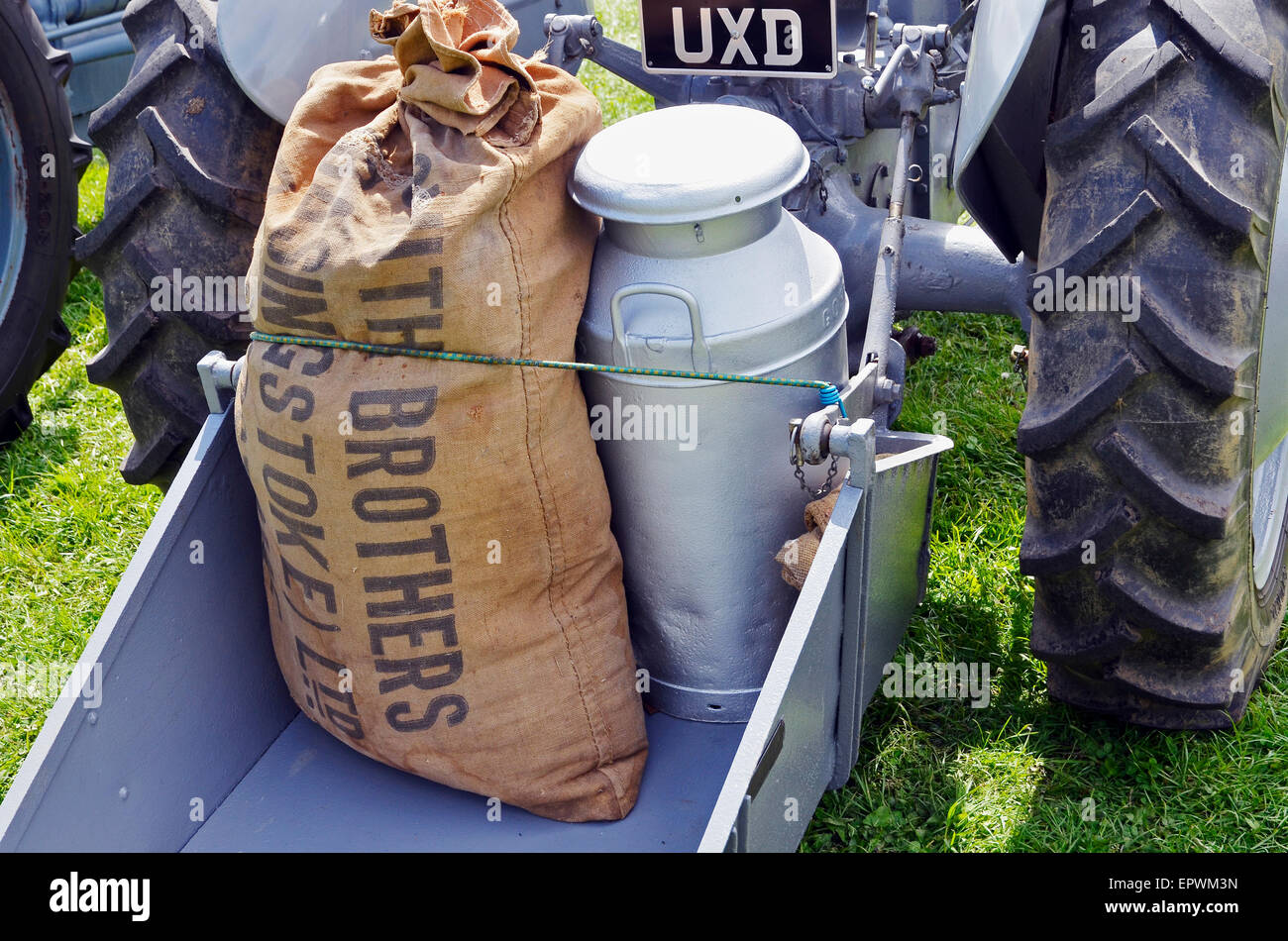 The versatility of the Ferguson tractor system - sack and churn on a ...