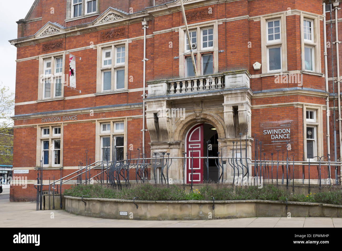 Regent circus swindon hi-res stock photography and images - Alamy