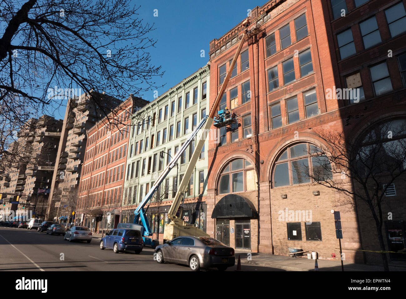 Facade refurbishing hi-res stock photography and images - Alamy