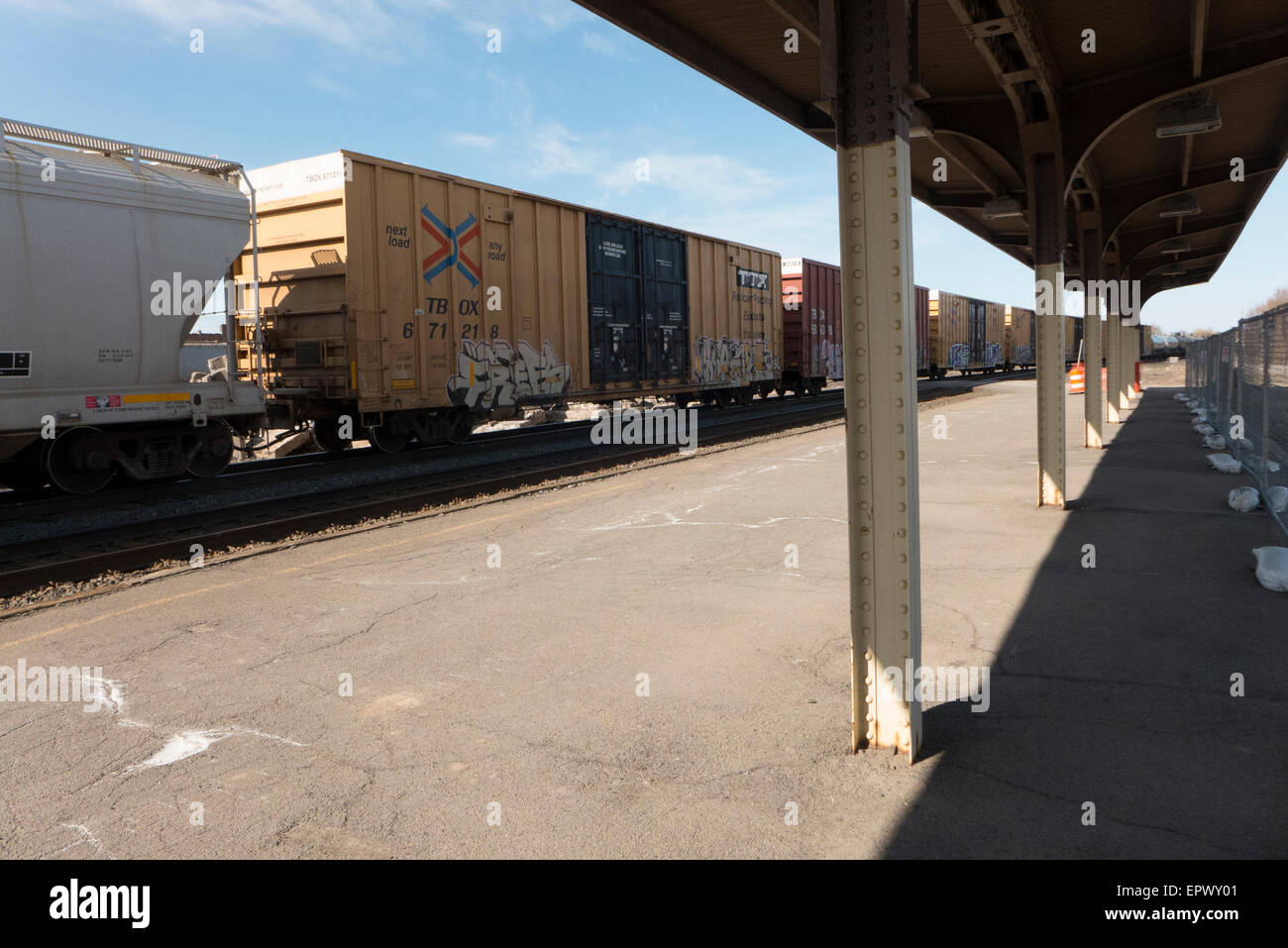 Rail and road freight hi-res stock photography and images - Alamy