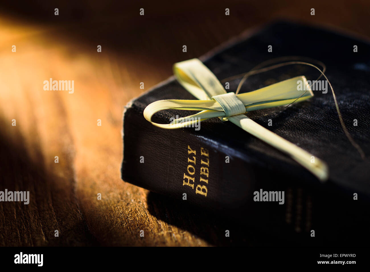 Bible on table hi-res stock photography and images - Alamy