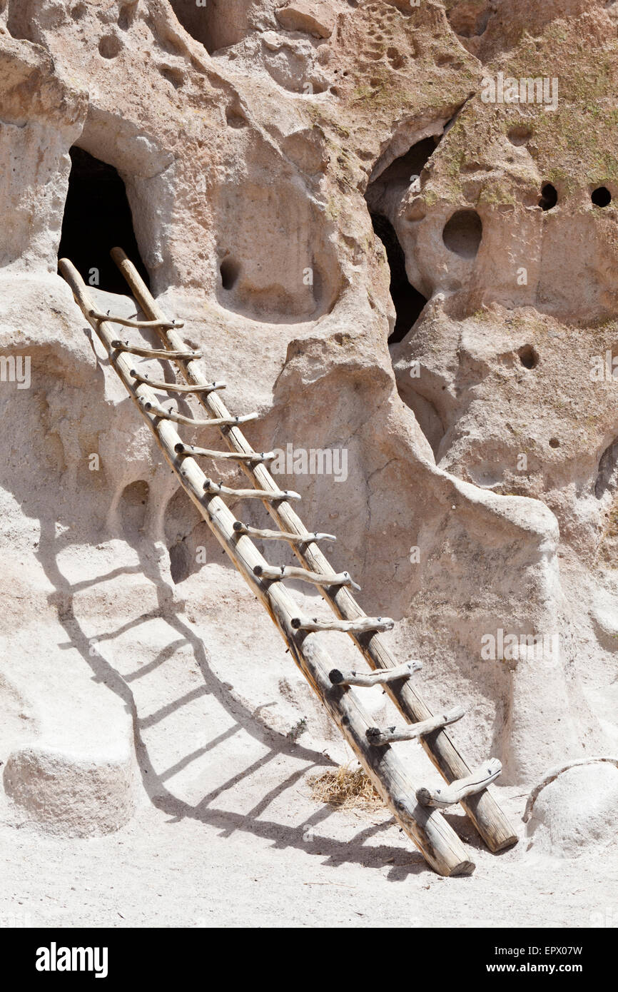 Ladder in a cliff dwelling hi-res stock photography and images - Alamy