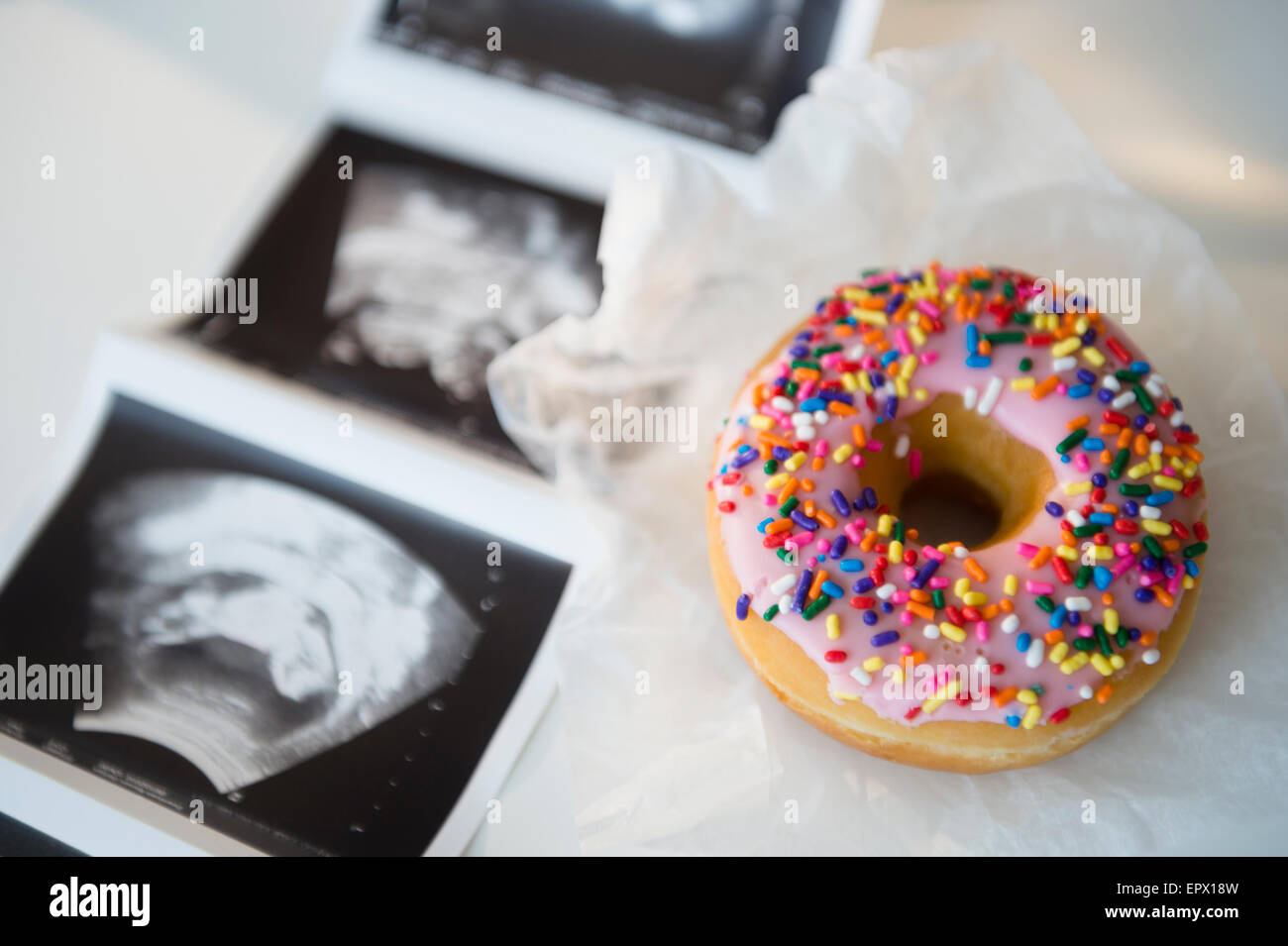 Preparation for ultrasound hi-res stock photography and images - Alamy