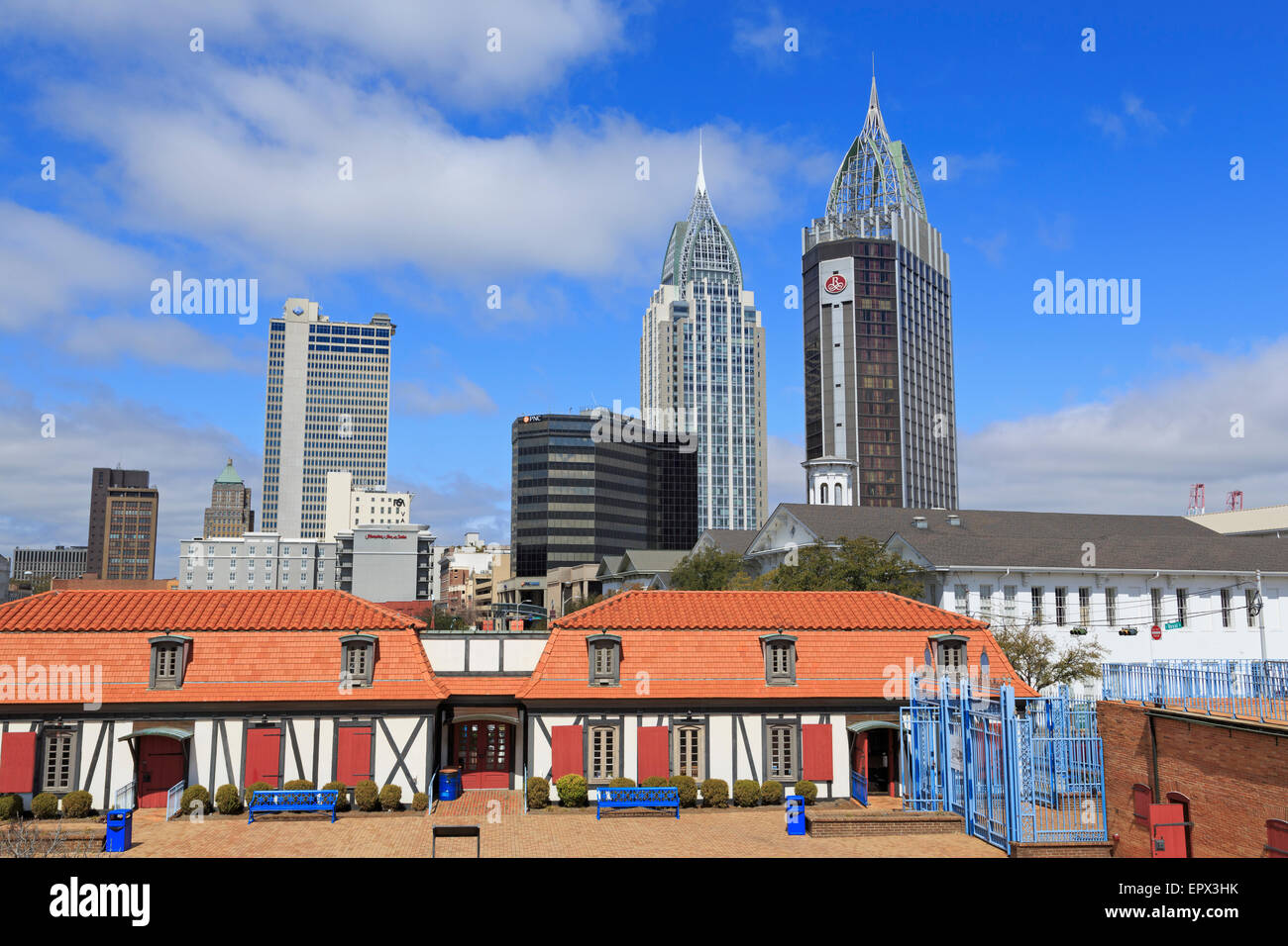 Mobile alabama skyline hi-res stock photography and images - Alamy