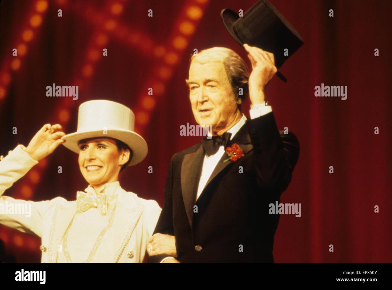 JIMMY STEWART 1985.f0568.Supplied by Photos, inc. © Supplied By Globe ...