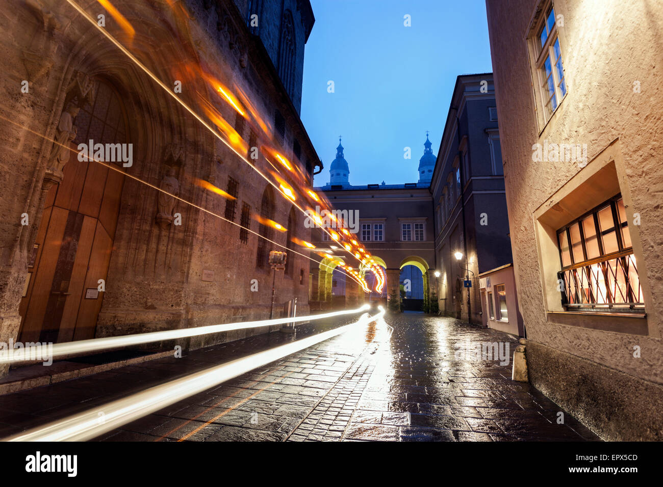 Night time view salzburg hi-res stock photography and images - Alamy