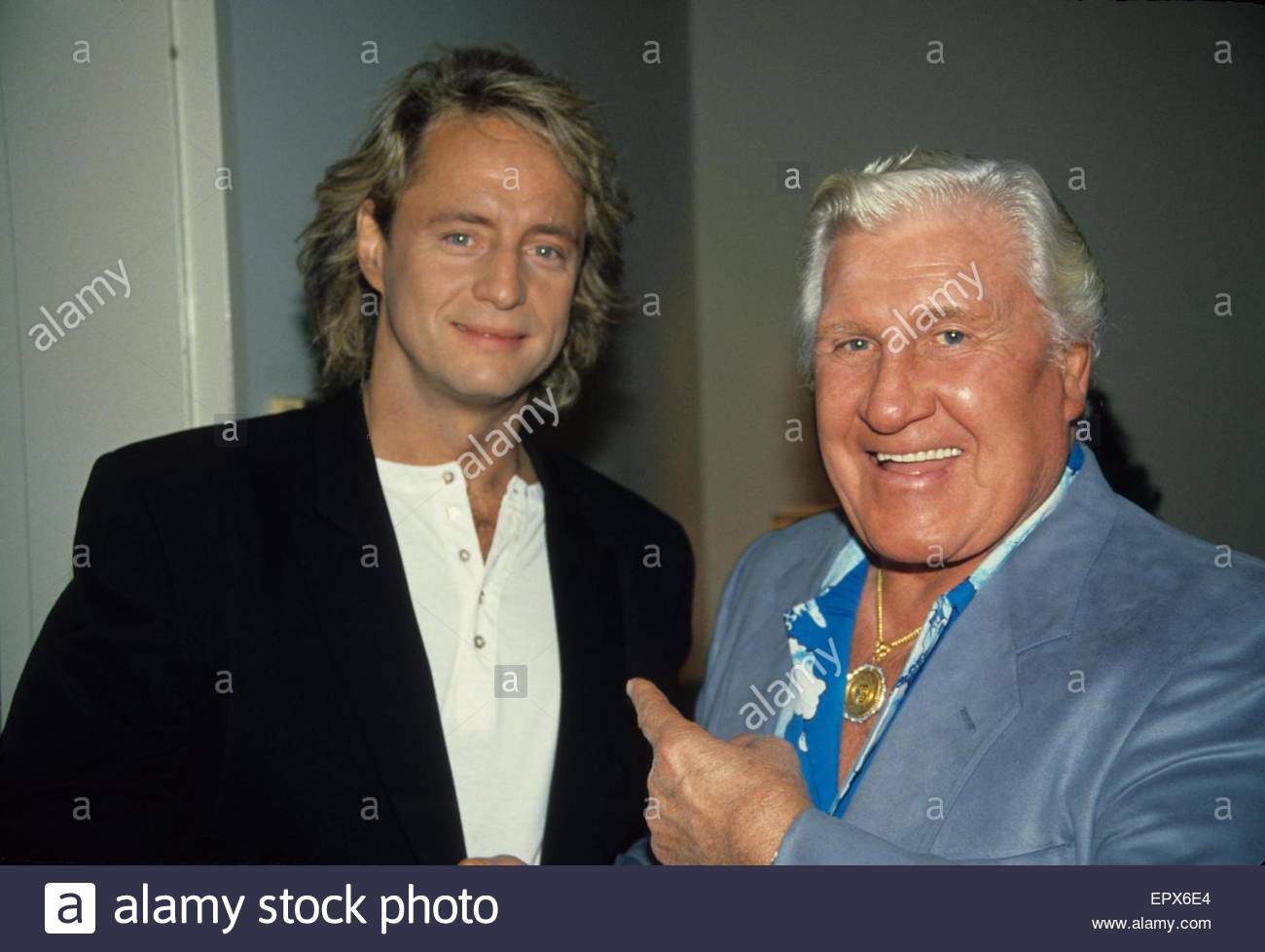 Shadoe Stevens Stock Photos & Shadoe Stevens Stock Images - Alamy
