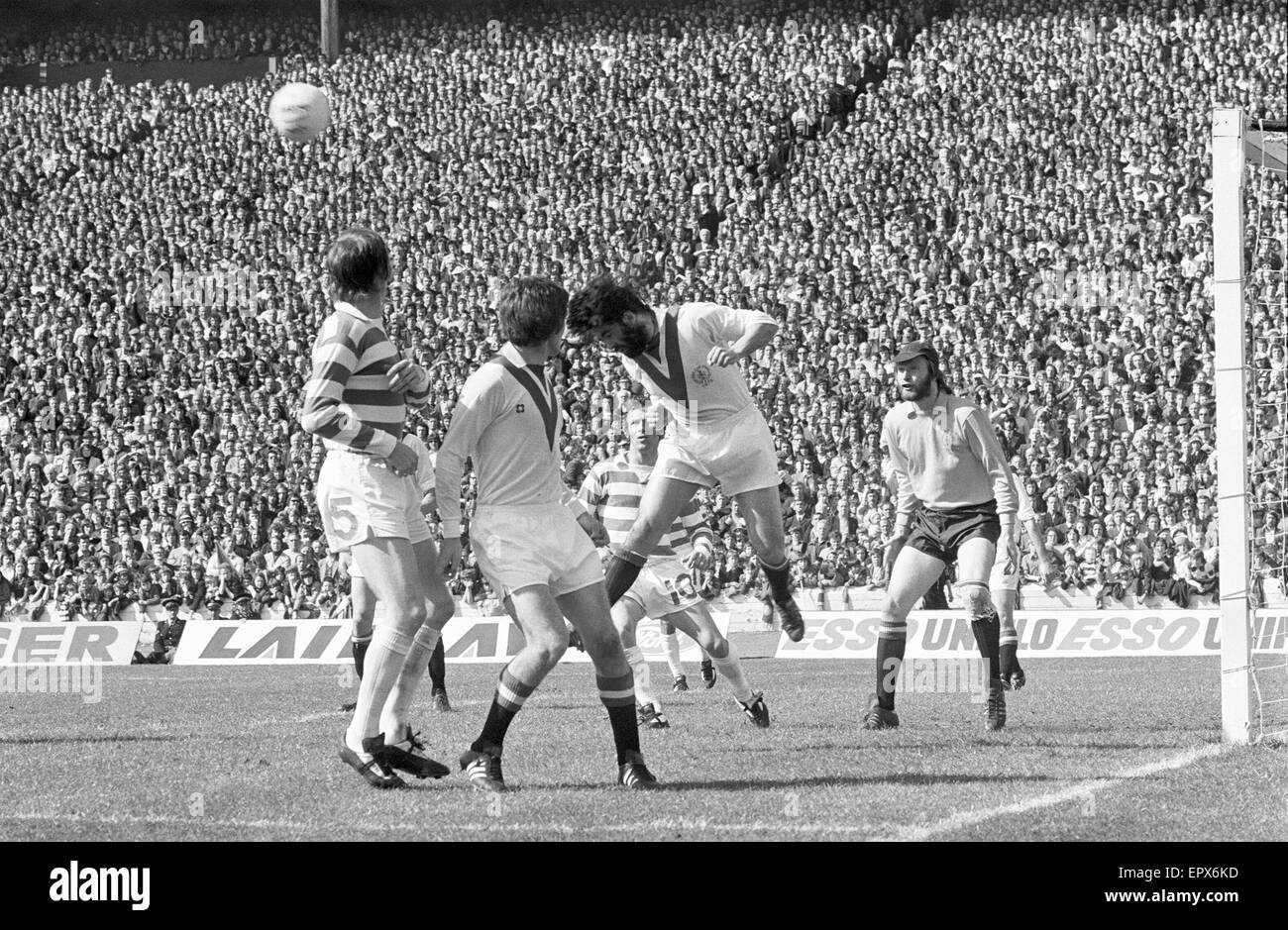 1975 fa cup final Black and White Stock Photos & Images - Alamy