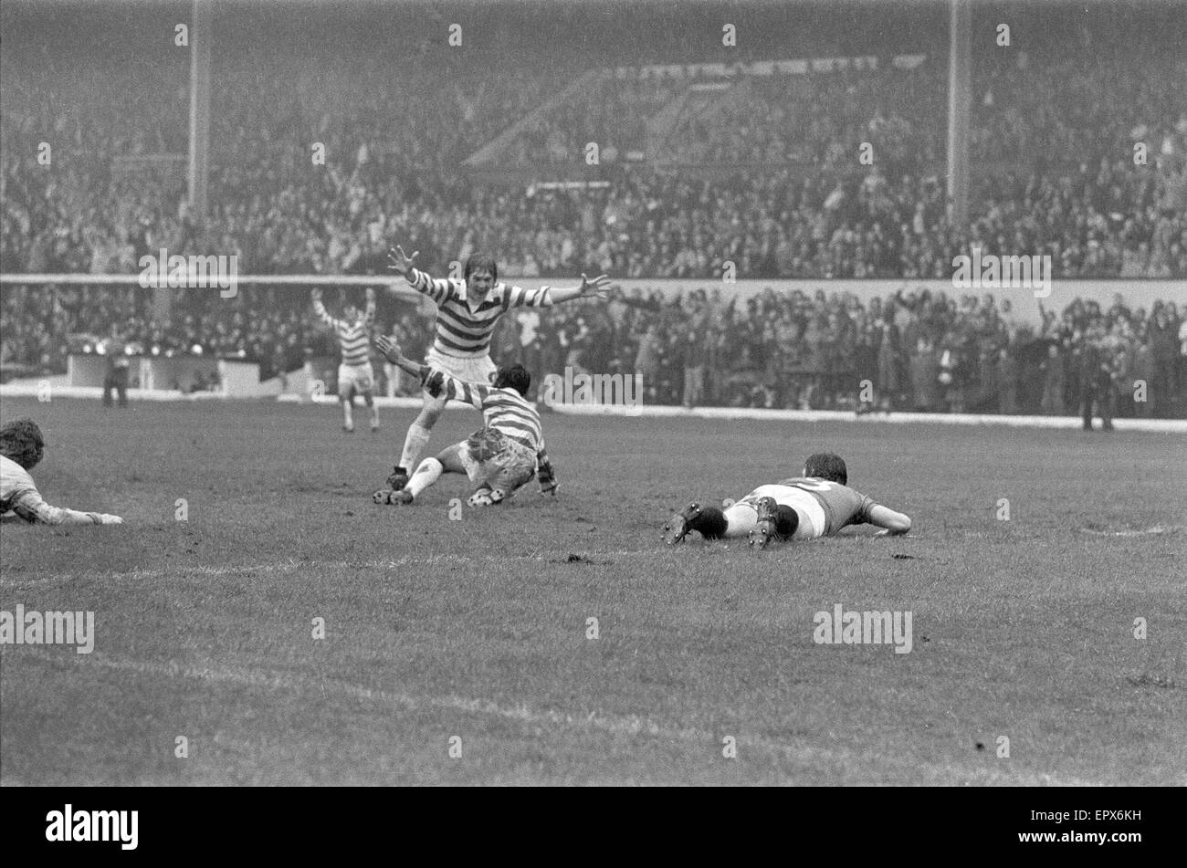 Celtic glasgow Black and White Stock Photos & Images - Alamy