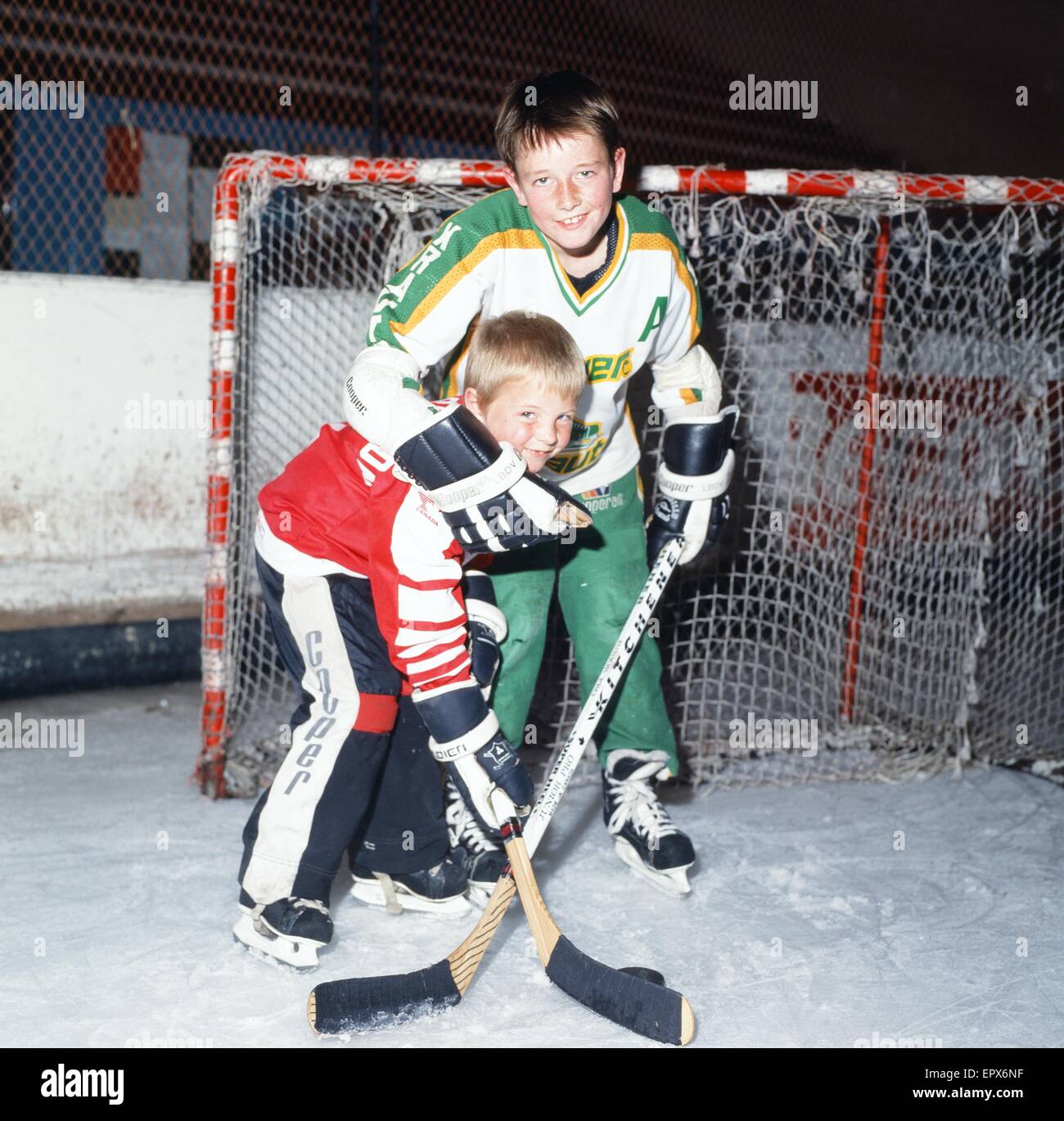 Archival ice hockey hi-res stock photography and images - Alamy
