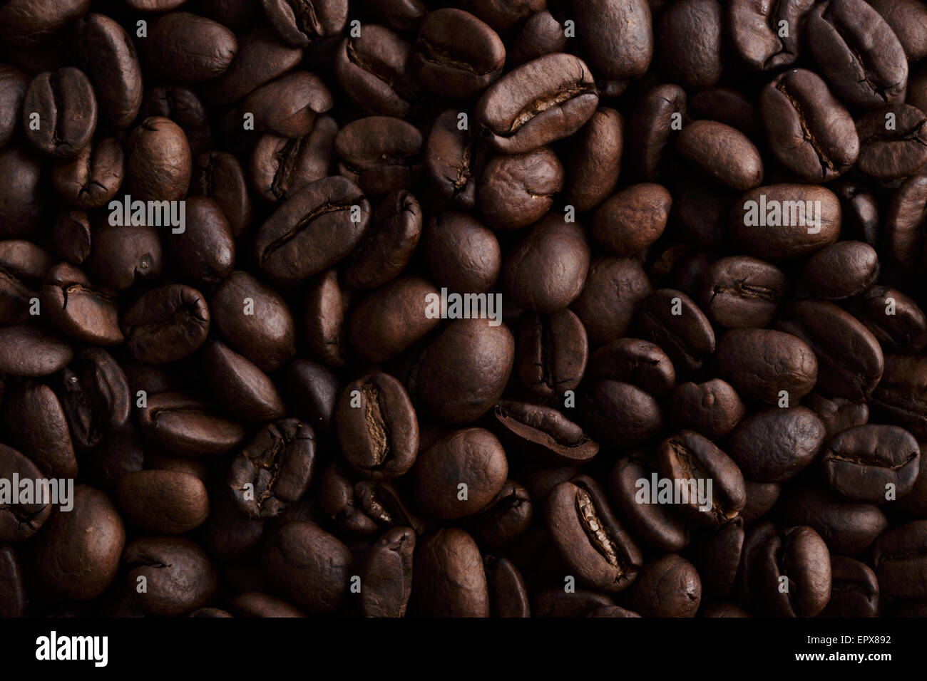 Whole raw coffee beans hi-res stock photography and images - Alamy