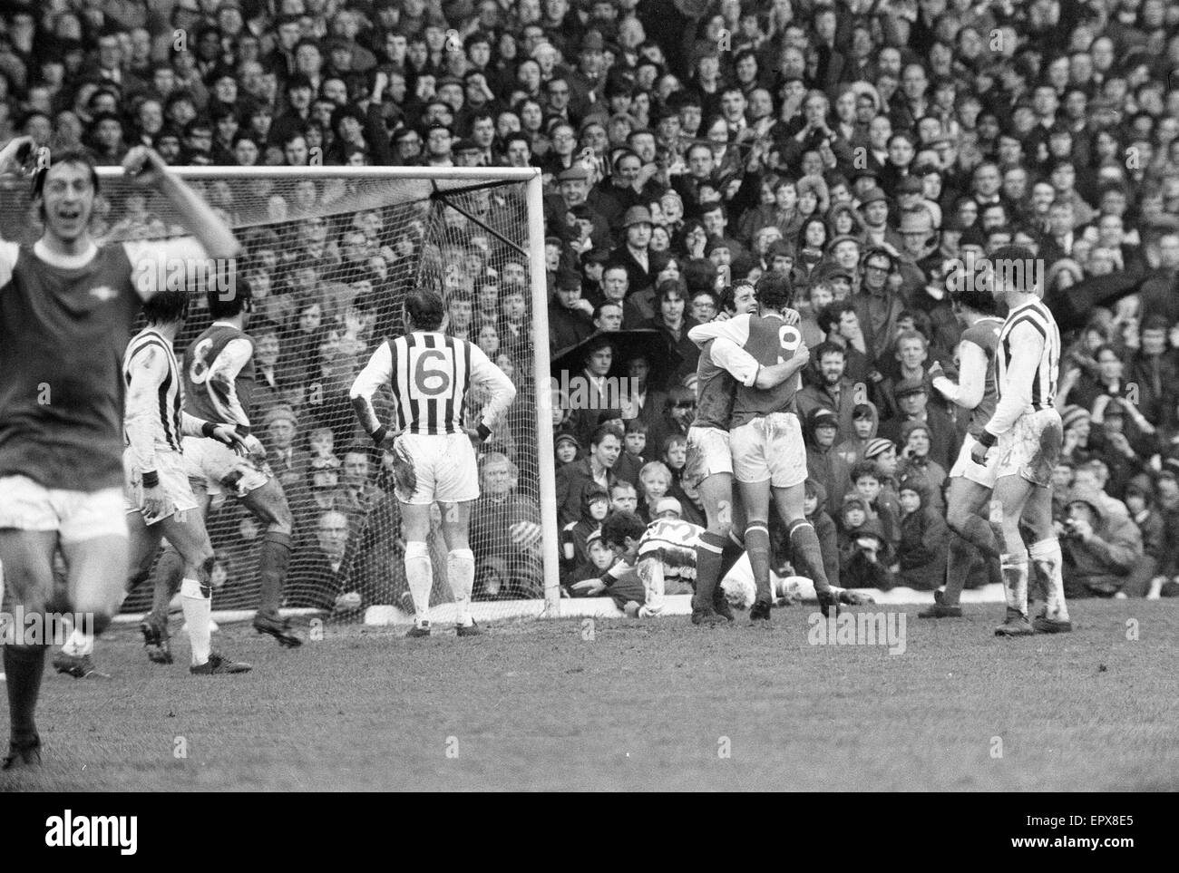 Charlie george arsenal 1971 hi-res stock photography and images - Alamy