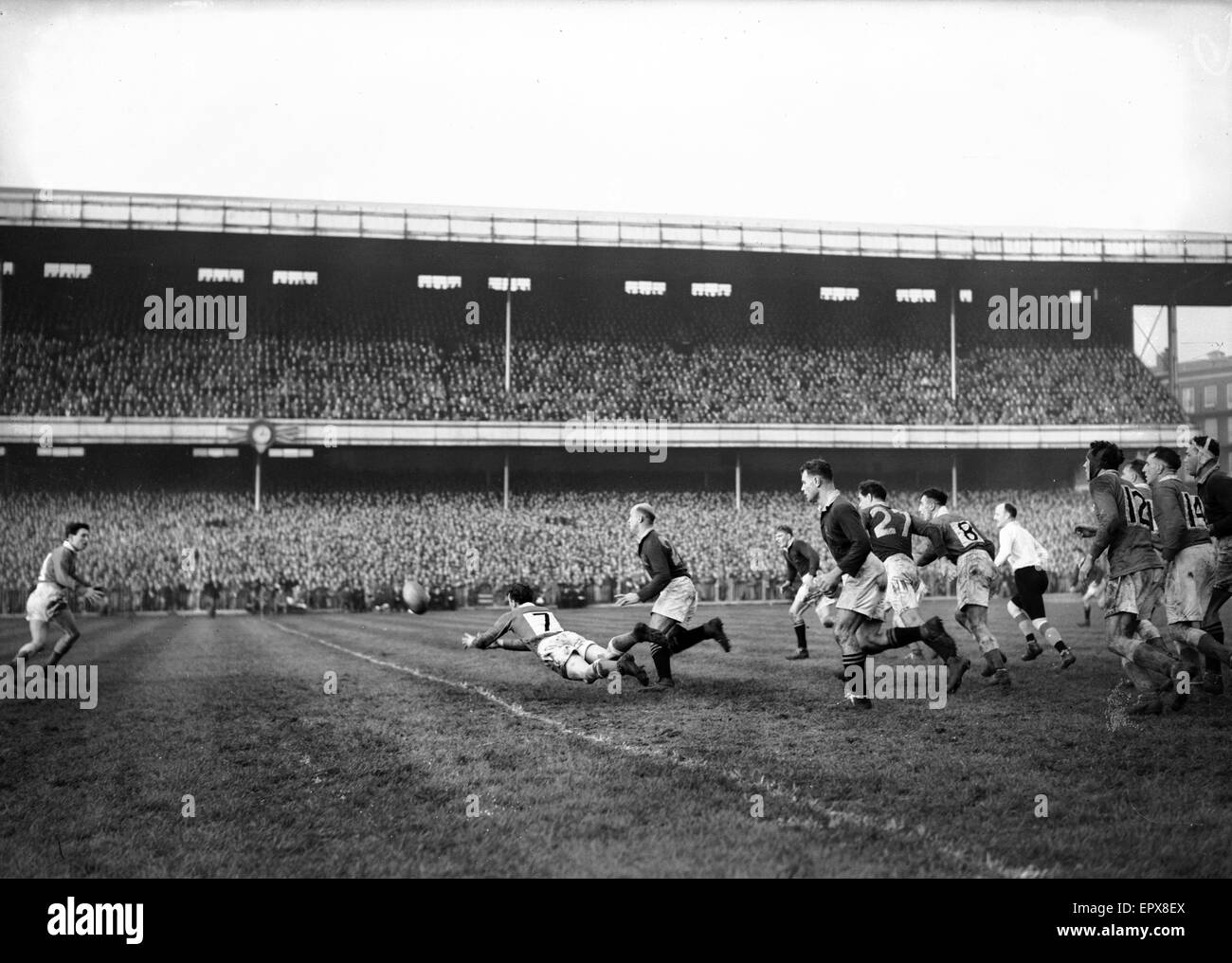 Cardiff arms park historical hi-res stock photography and images - Alamy