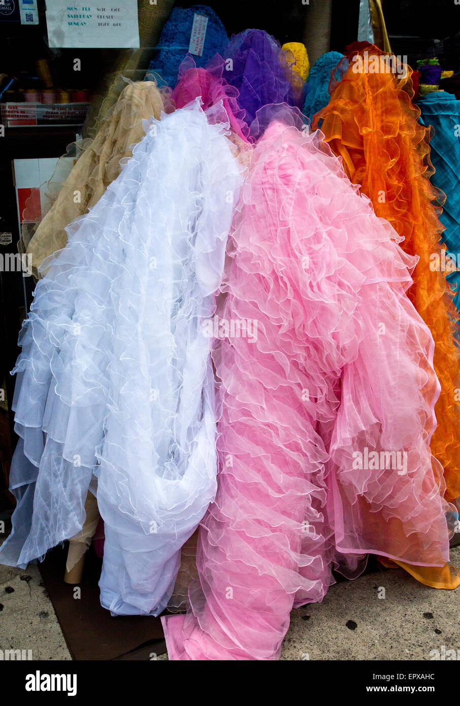 Garment center hi-res stock photography and images - Alamy