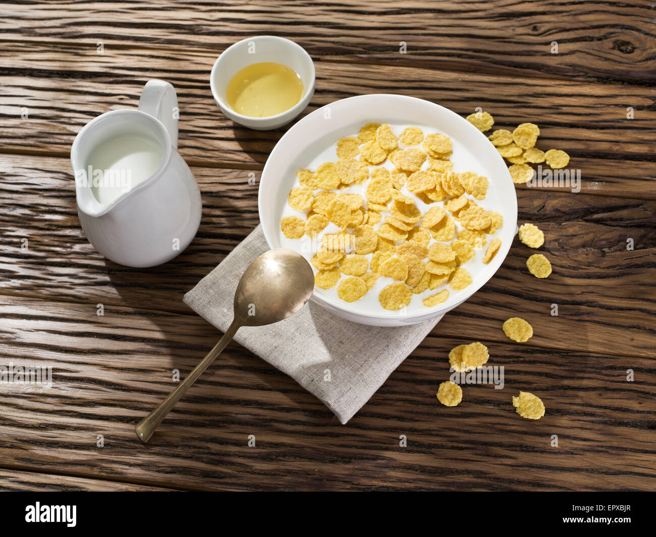 Cornflakes cereal and milk. Morning breakfast Stock Photo - Alamy