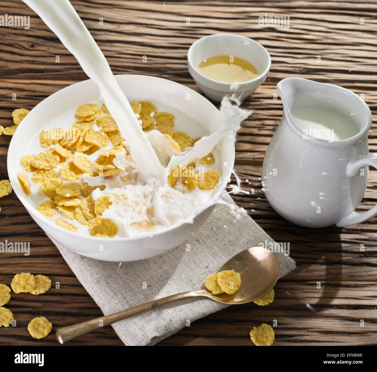 Cornflakes cereal and milk. Morning breakfast Stock Photo - Alamy