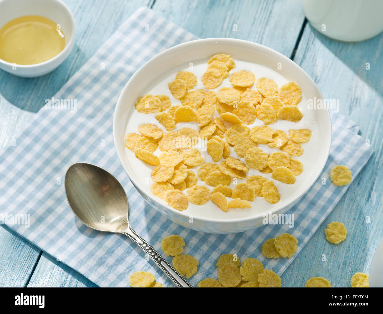 Cornflakes cereal and milk. Morning breakfast Stock Photo - Alamy