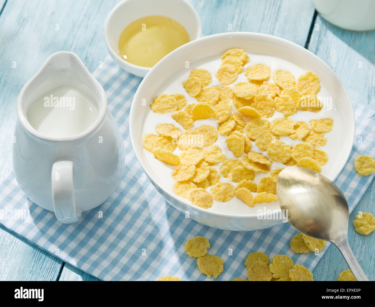 Cornflakes cereal and milk. Morning breakfast Stock Photo - Alamy