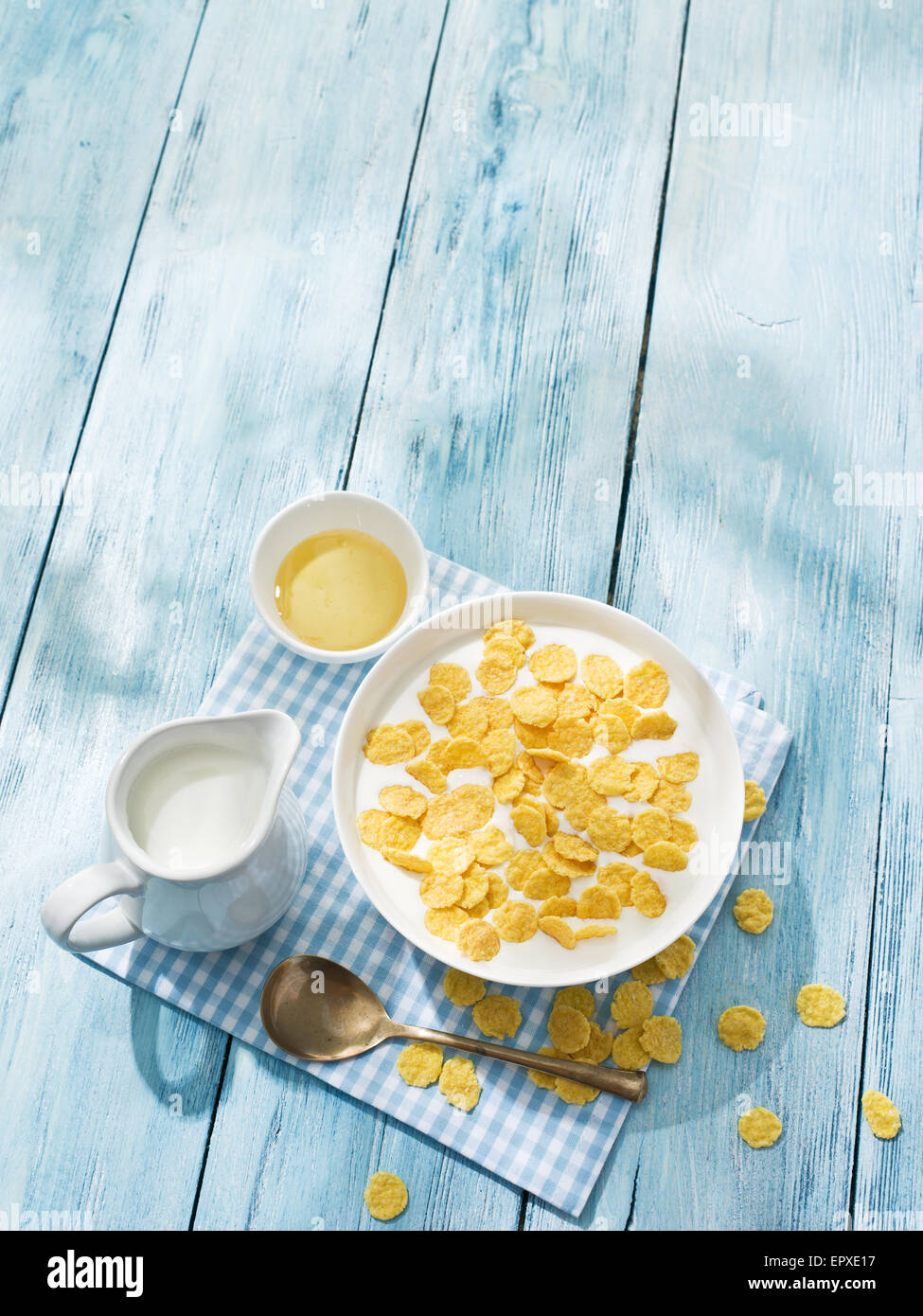 Cornflakes cereal and milk. Morning breakfast Stock Photo - Alamy