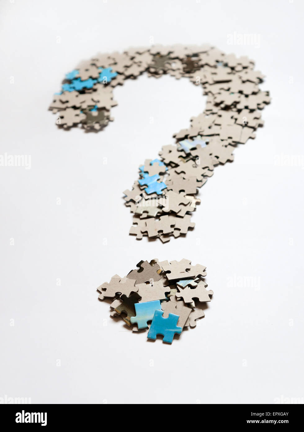 Jigsaw question mark hi-res stock photography and images - Alamy