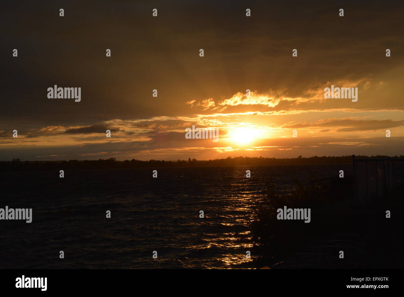 Dark sunset hi-res stock photography and images - Alamy