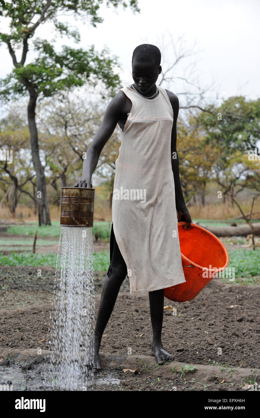 SOUTH-SUDAN Rumbek , village, Colocok, Dinka women fetch water from ...